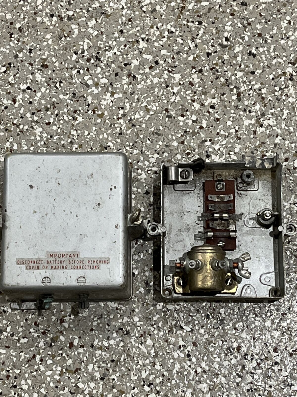 OMC JOHNSON EVINRUDE 60’s 304877 Vintage Electric Junction Box ...