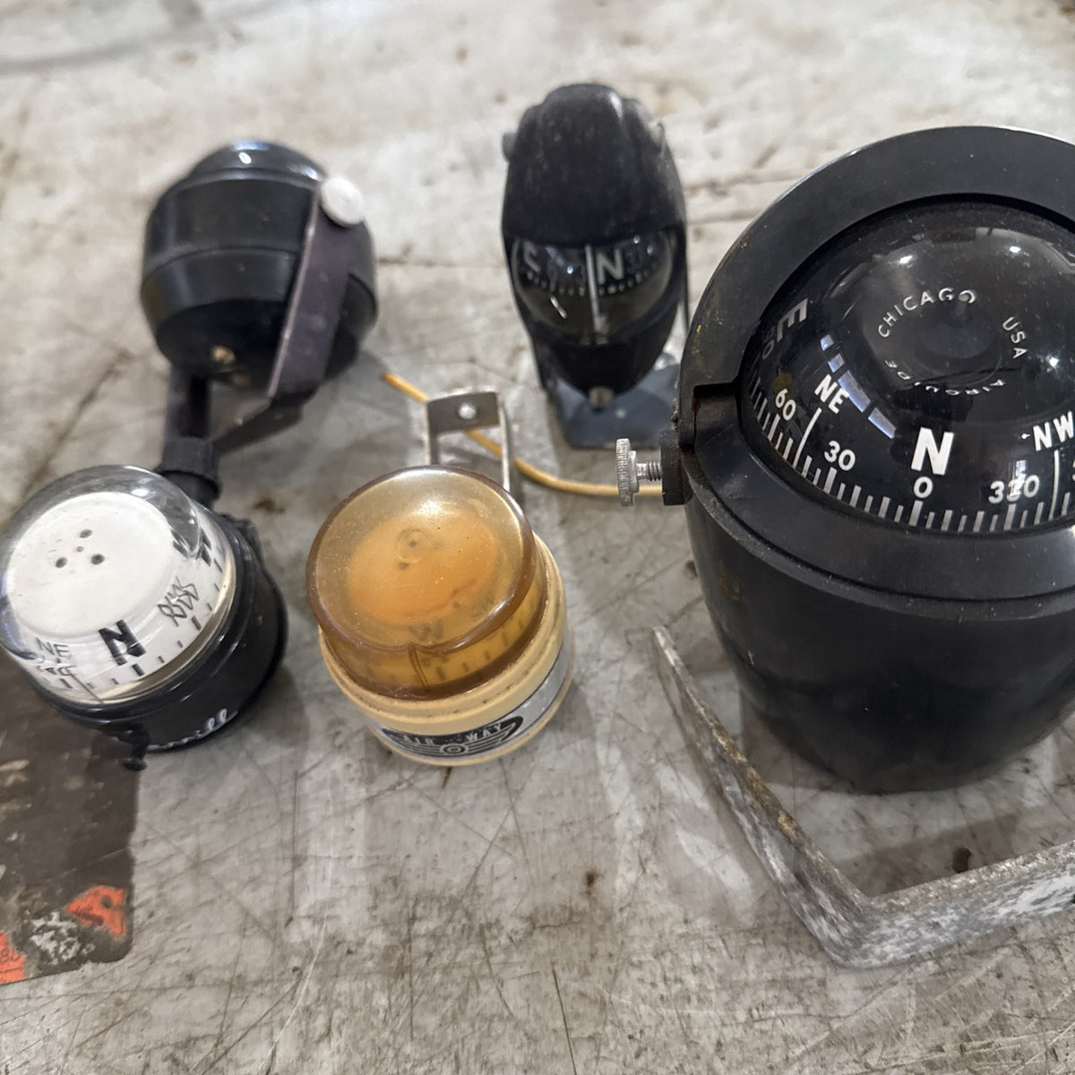 Lot Of 5 Vin Marine Boat Compasses Airguide Air way Hull Mfg Sherrill ...