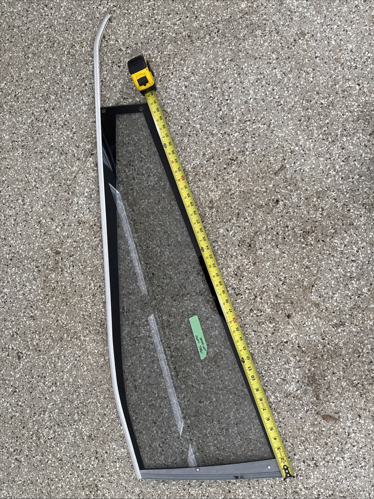 Bayliner Capri 1986 Passenger Port Left Side Rear Windshield Window Gl ...