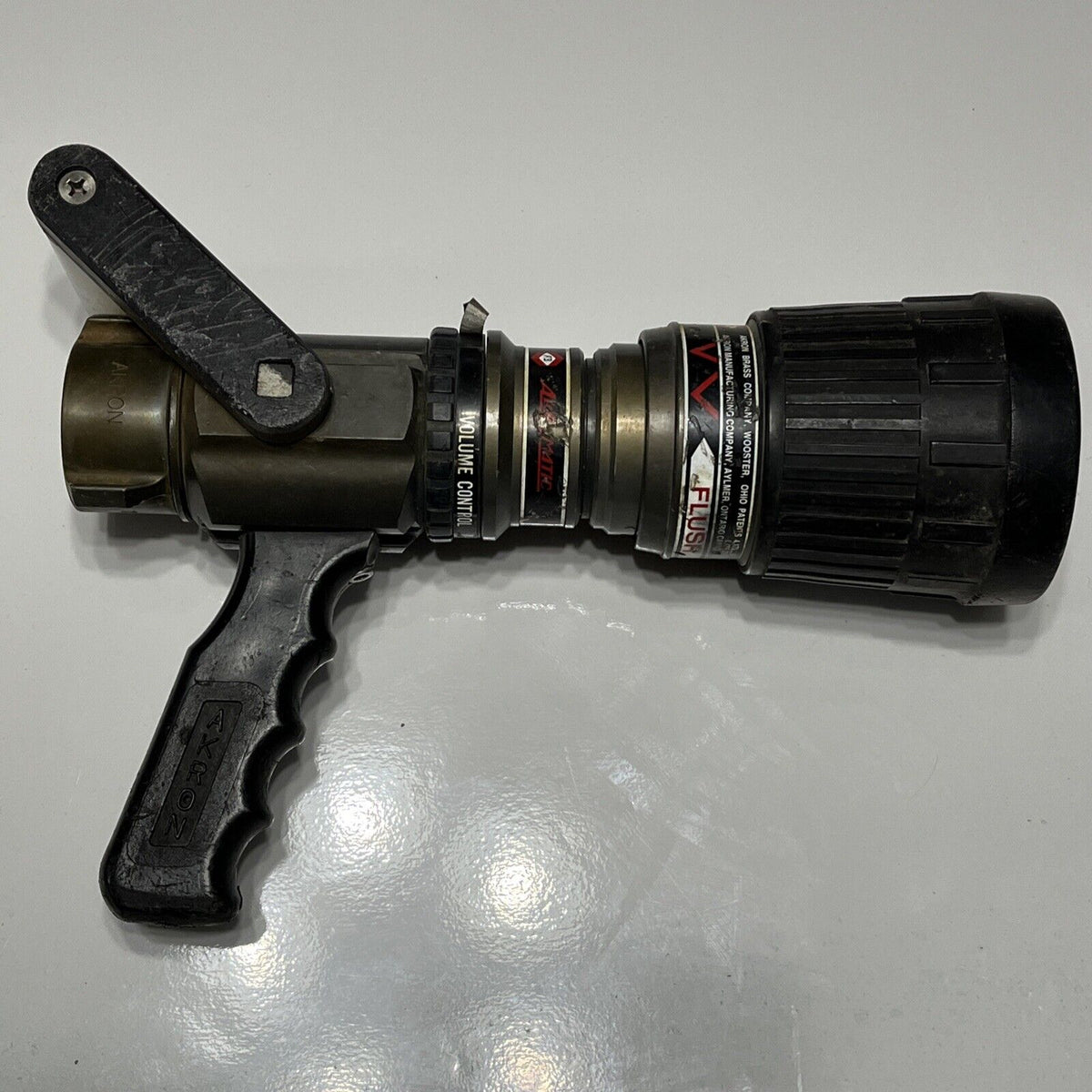Akron Company Akromatic Model 5121 Fire Hose Nozzle Pistol Grip & Volu ...
