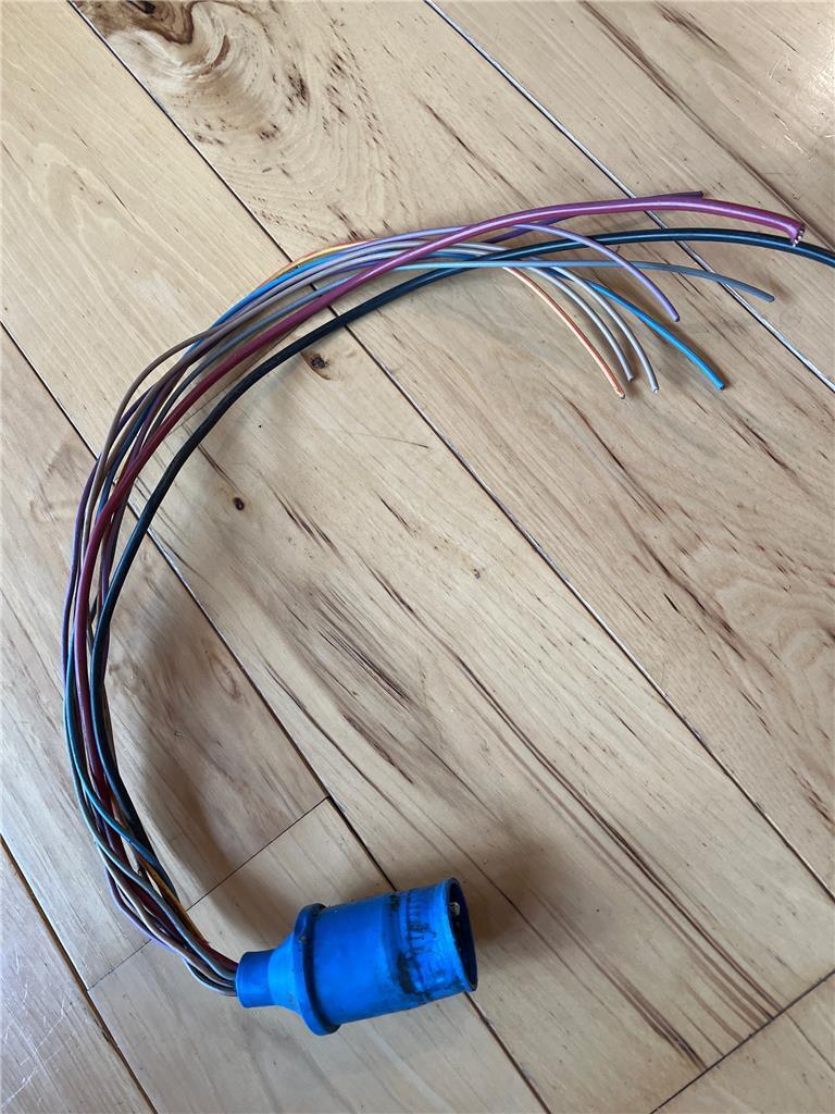 Mercruiser Alpha 9 Wire pin Blue Plug Main Wire Harness Connector Male ...