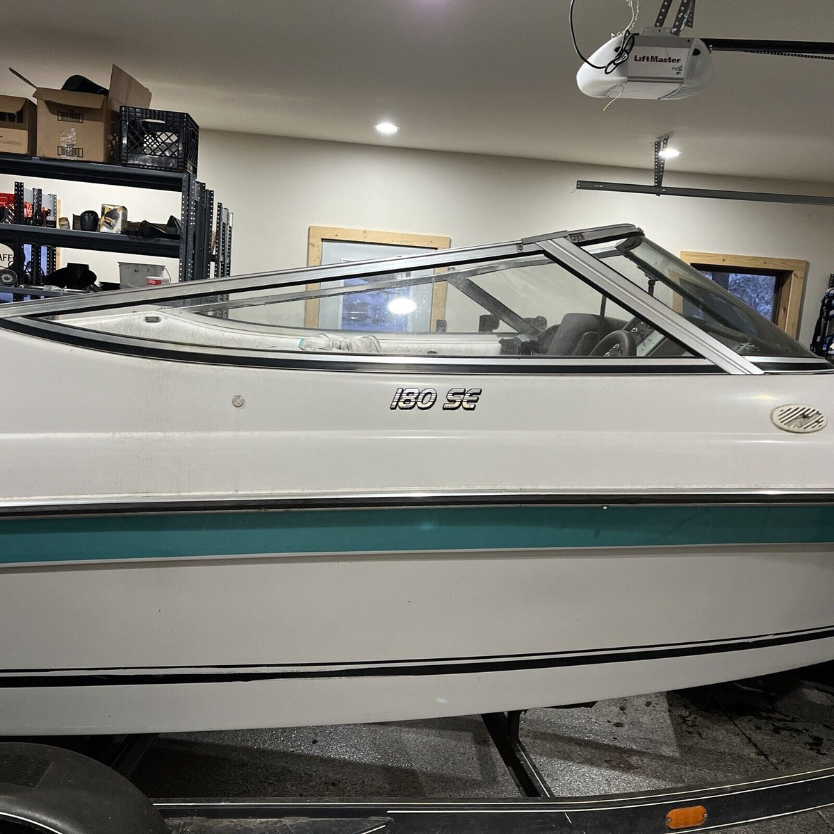 Complete Curved Glass Boat Windshield Water Bonnet — Midwest Boat Recyclers